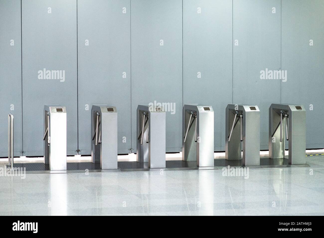 Glass turnstile hi-res stock photography and images - Alamy