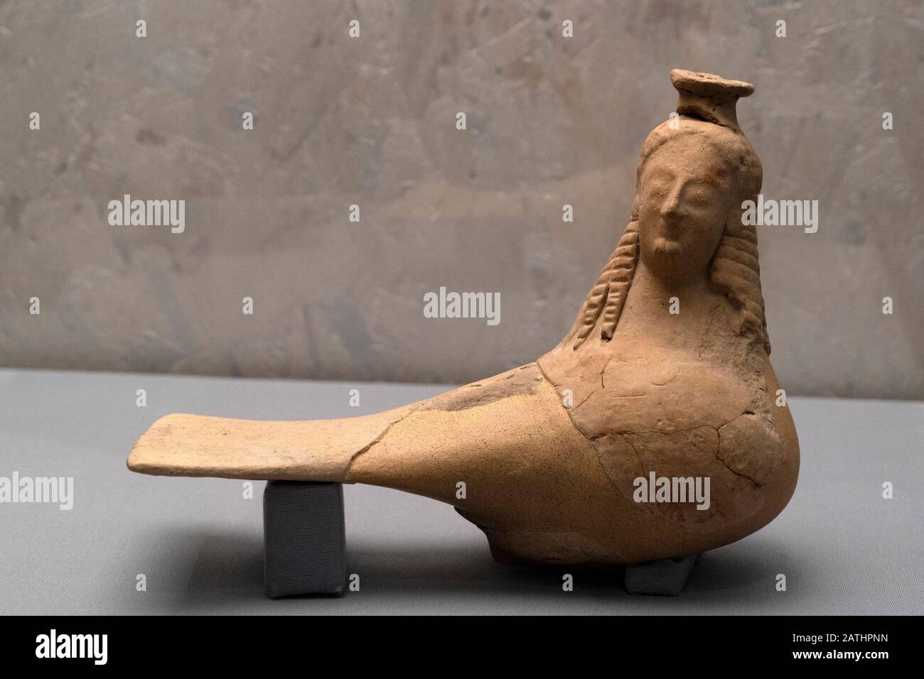 Roman lucerna lamp hi-res stock photography and images - Alamy