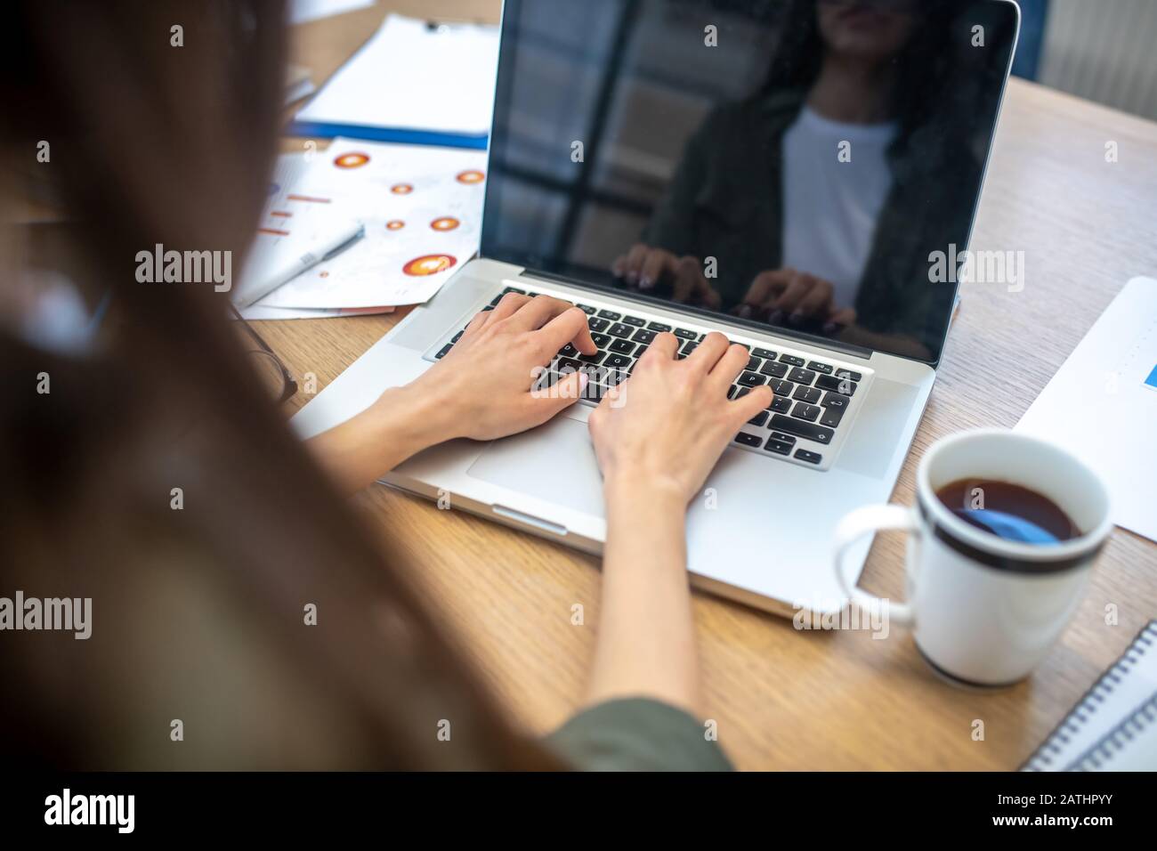Close up picture of womans hands on the laptop Stock Photo - Alamy