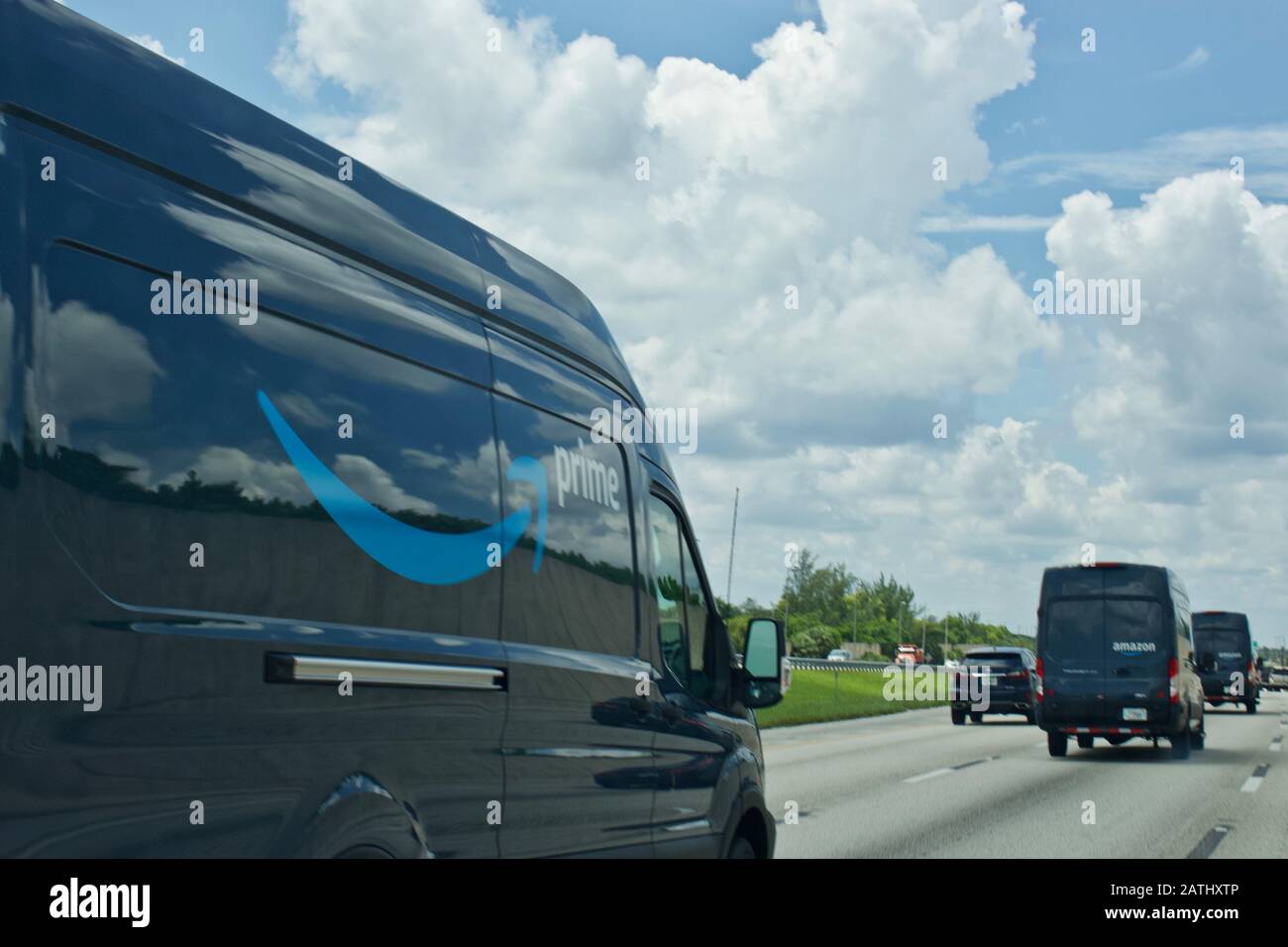 Logistics technology hi-res stock photography and images - Alamy