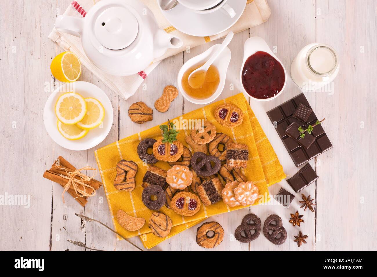 Shortcrust pastry biscuits Stock Photo - Alamy