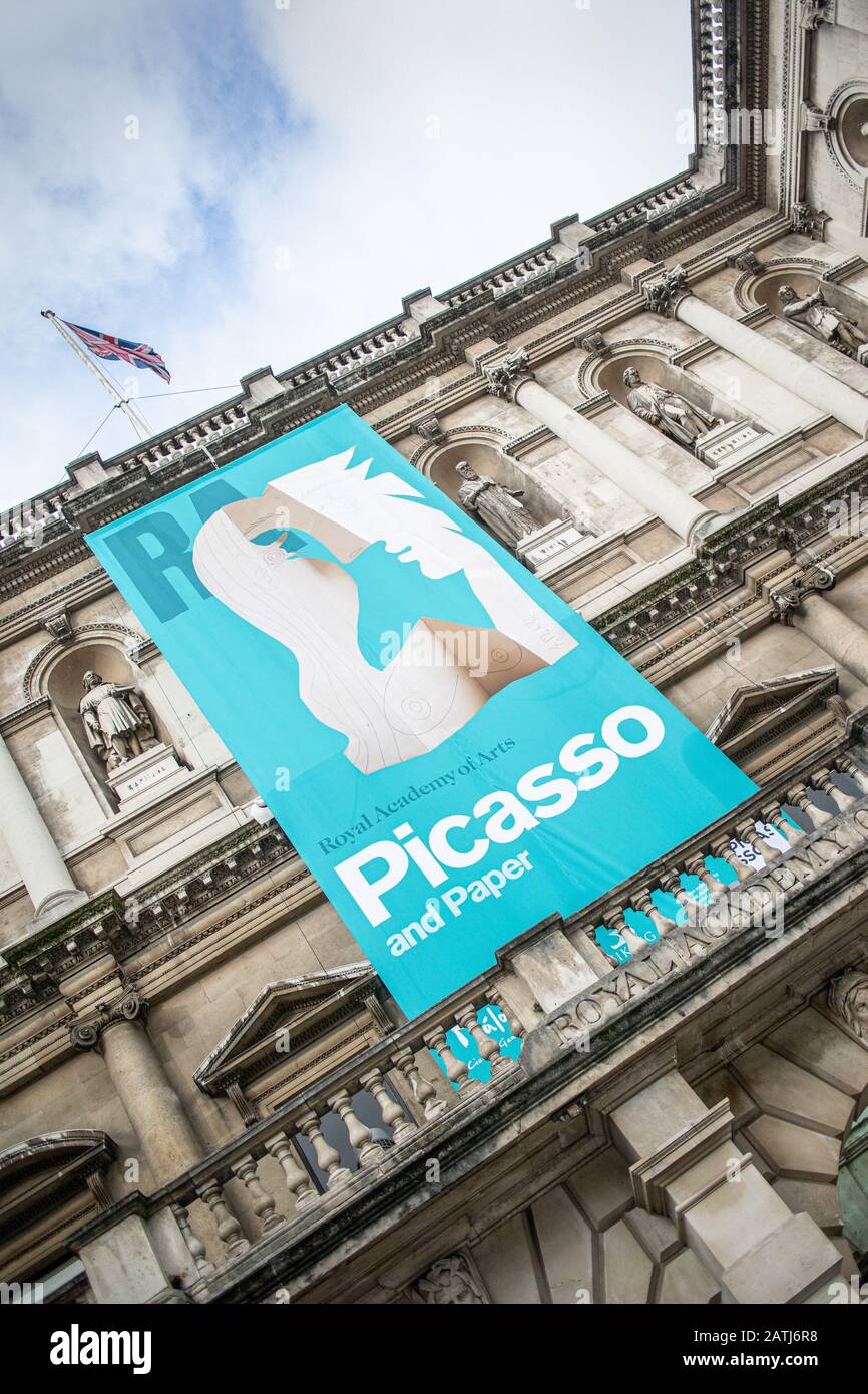 Hosts house sign hi-res stock photography and images - Alamy