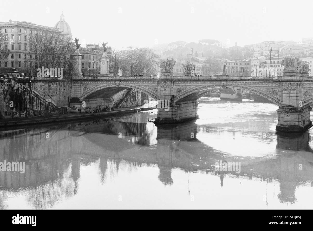 Italy roman bridges Black and White Stock Photos & Images - Alamy