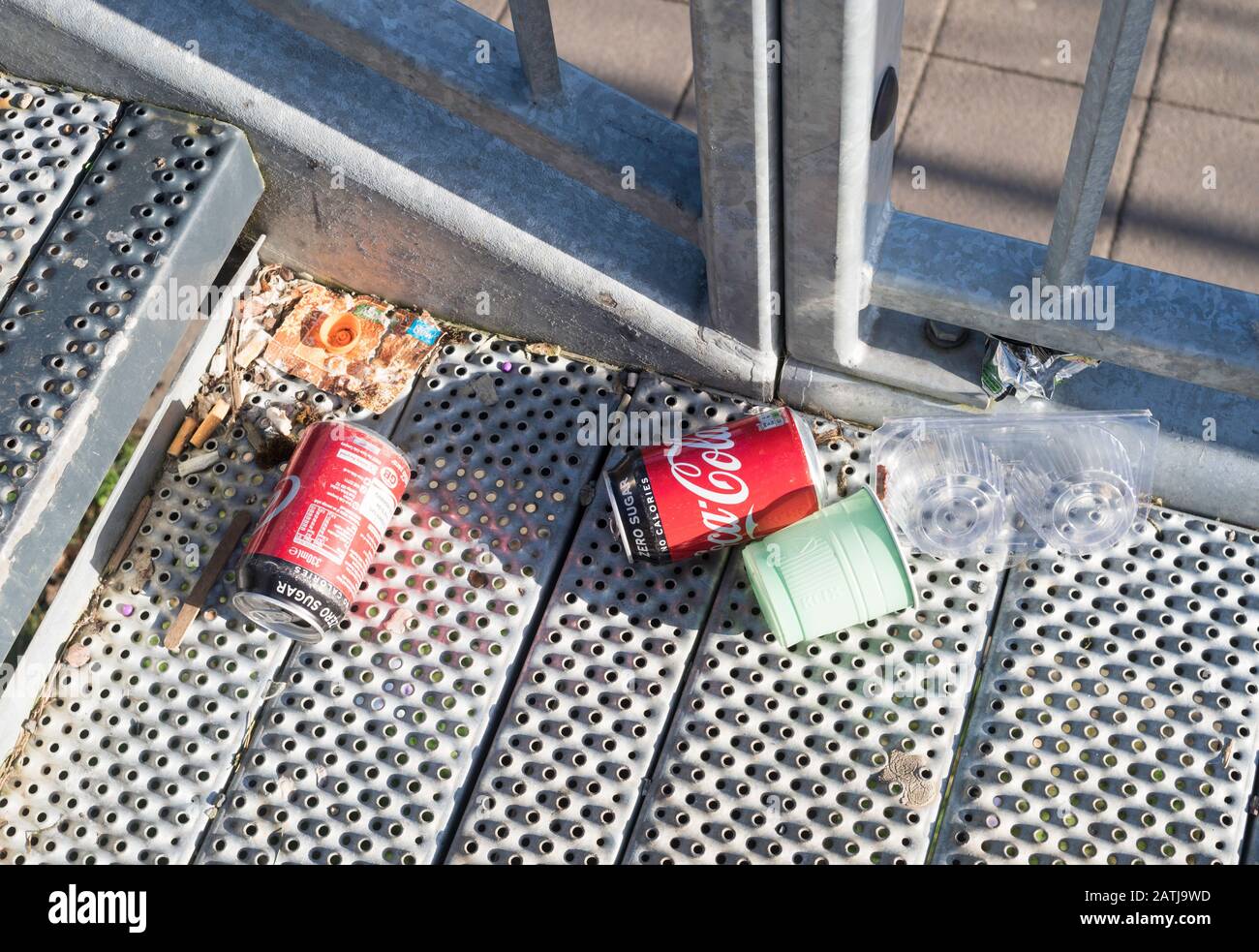 Plastic cans hi-res stock photography and images - Alamy