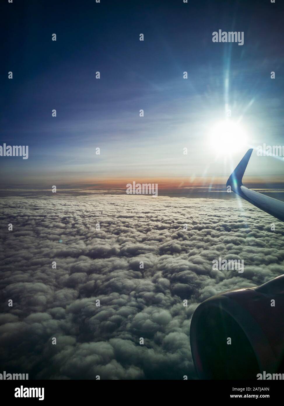 Flight flying window frame hi-res stock photography and images - Alamy