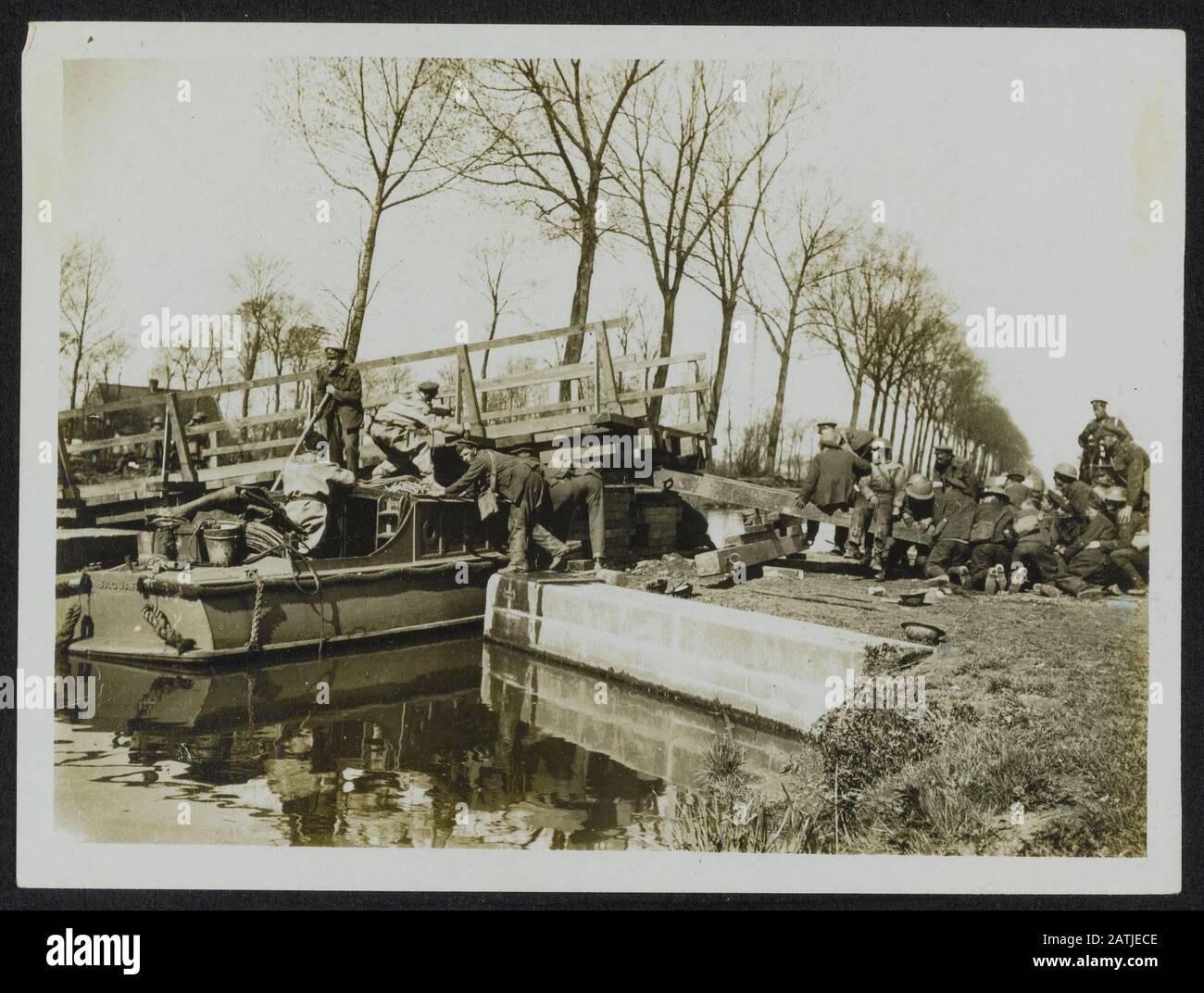 World war tow hi-res stock photography and images - Alamy