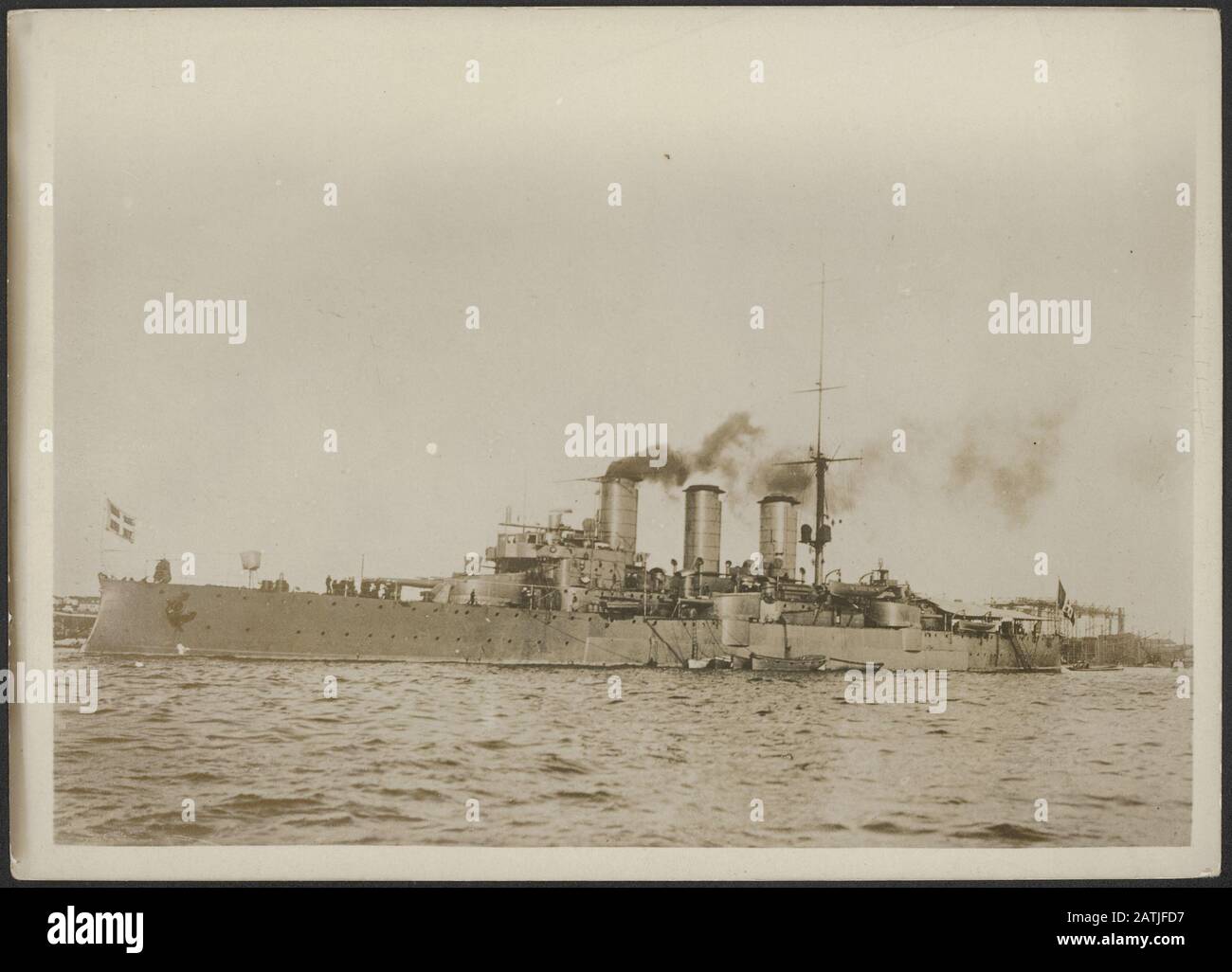 Description: Big ship in a port. Date: {1914-1918} Keywords: WWI, ports ...