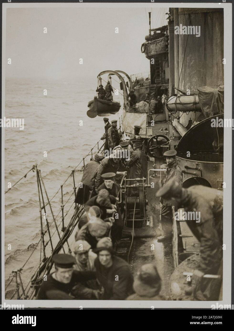 British wwi sailors hi-res stock photography and images - Alamy