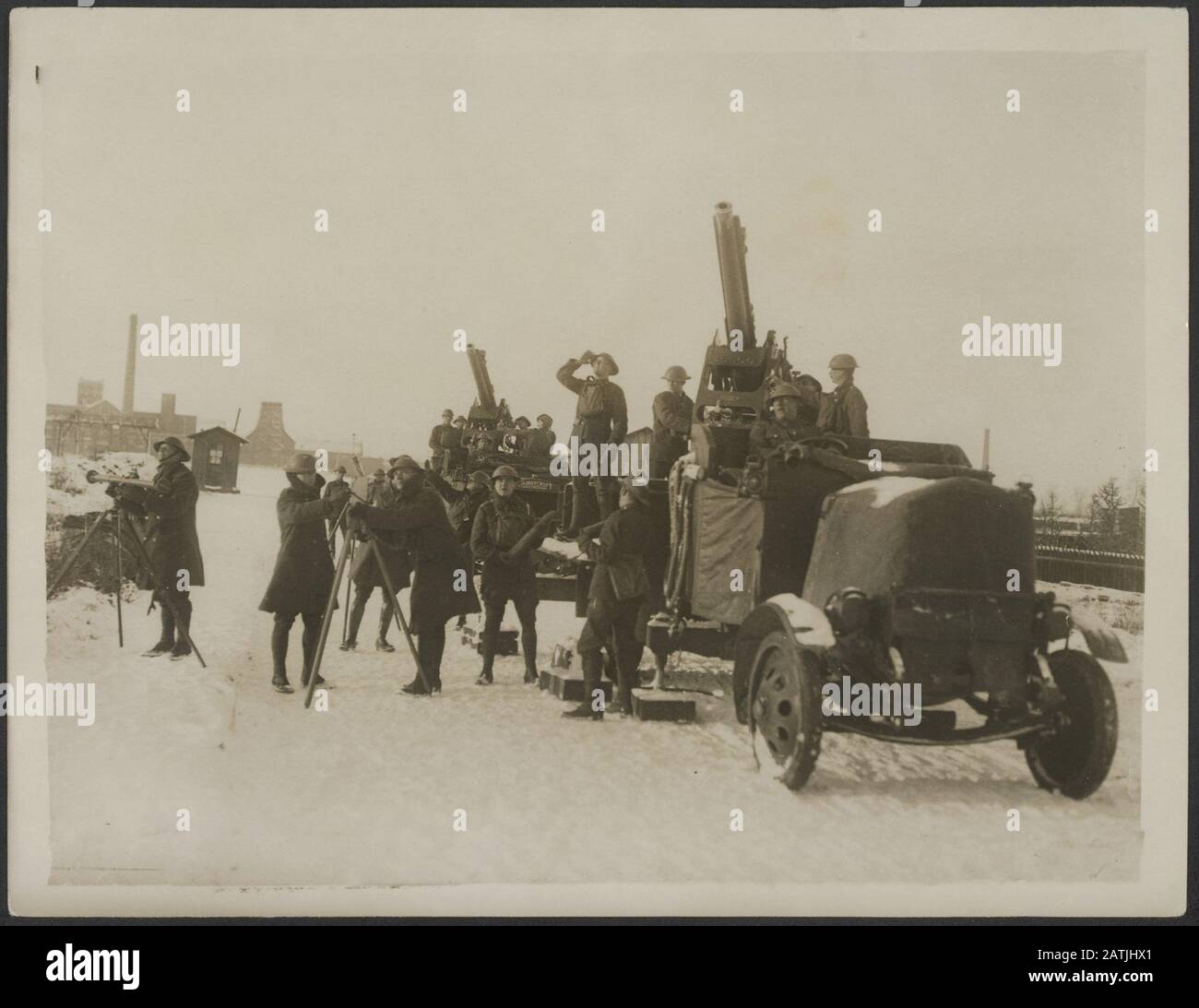 The British Western Front Description: Mobile anti-aircraft gun ready ...