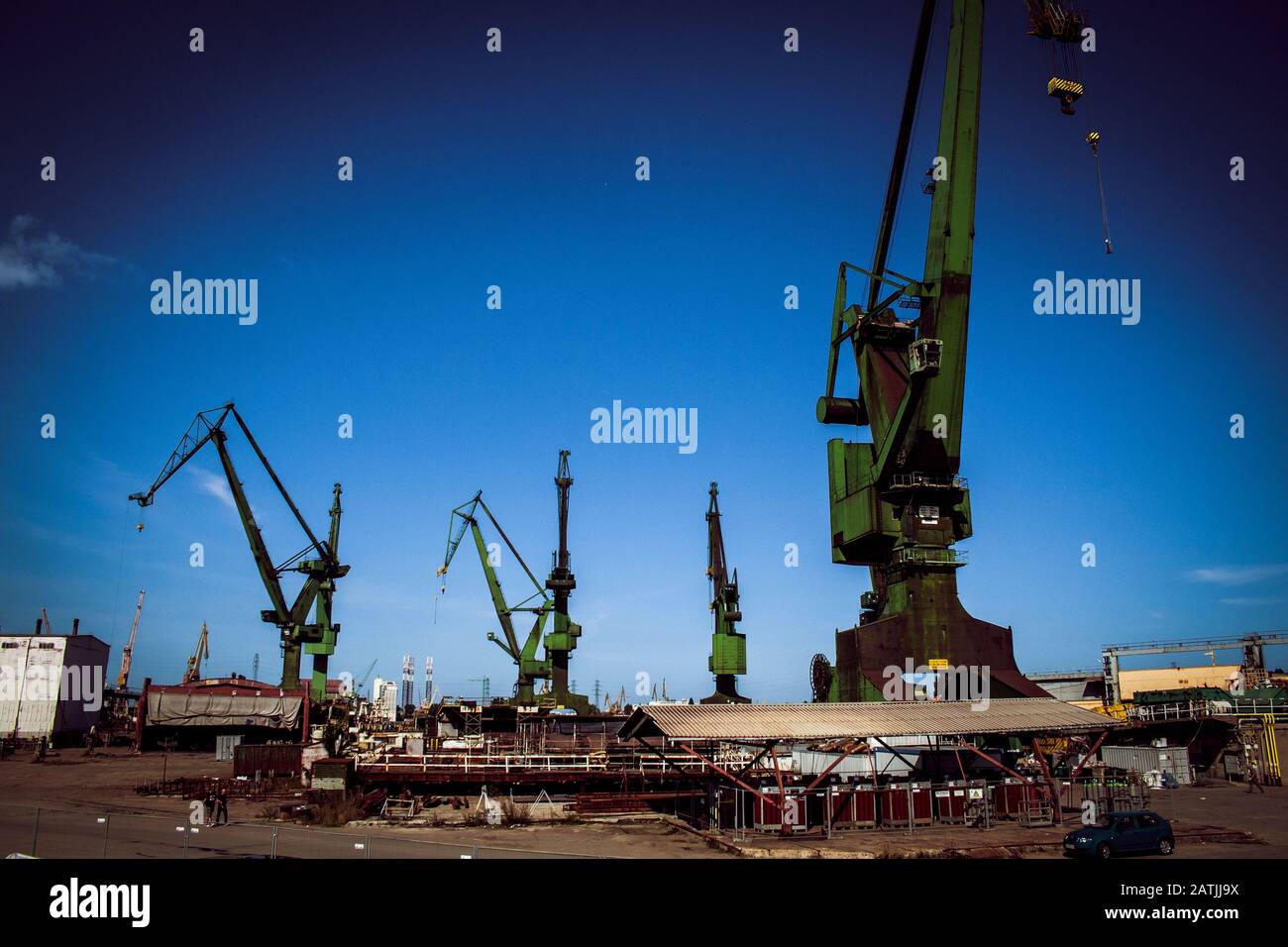 Boom crane, ship hi-res stock photography and images - Alamy