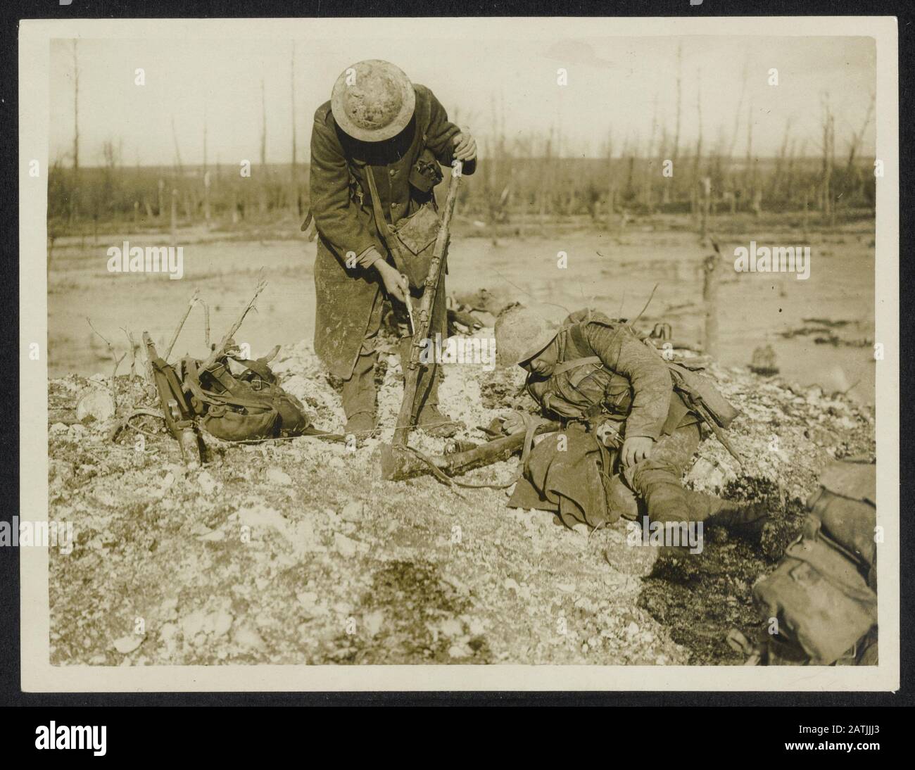 The front in France Description: Out from the trenches, one has a rest ...