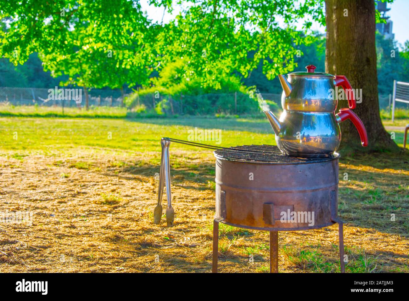 Fish Kettle High Resolution Stock Photography and Images - Alamy