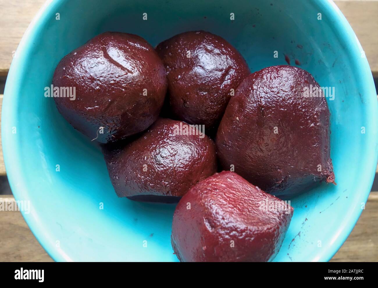 Bowl of Freshly Cooked Beetroot Stock Photo - Alamy