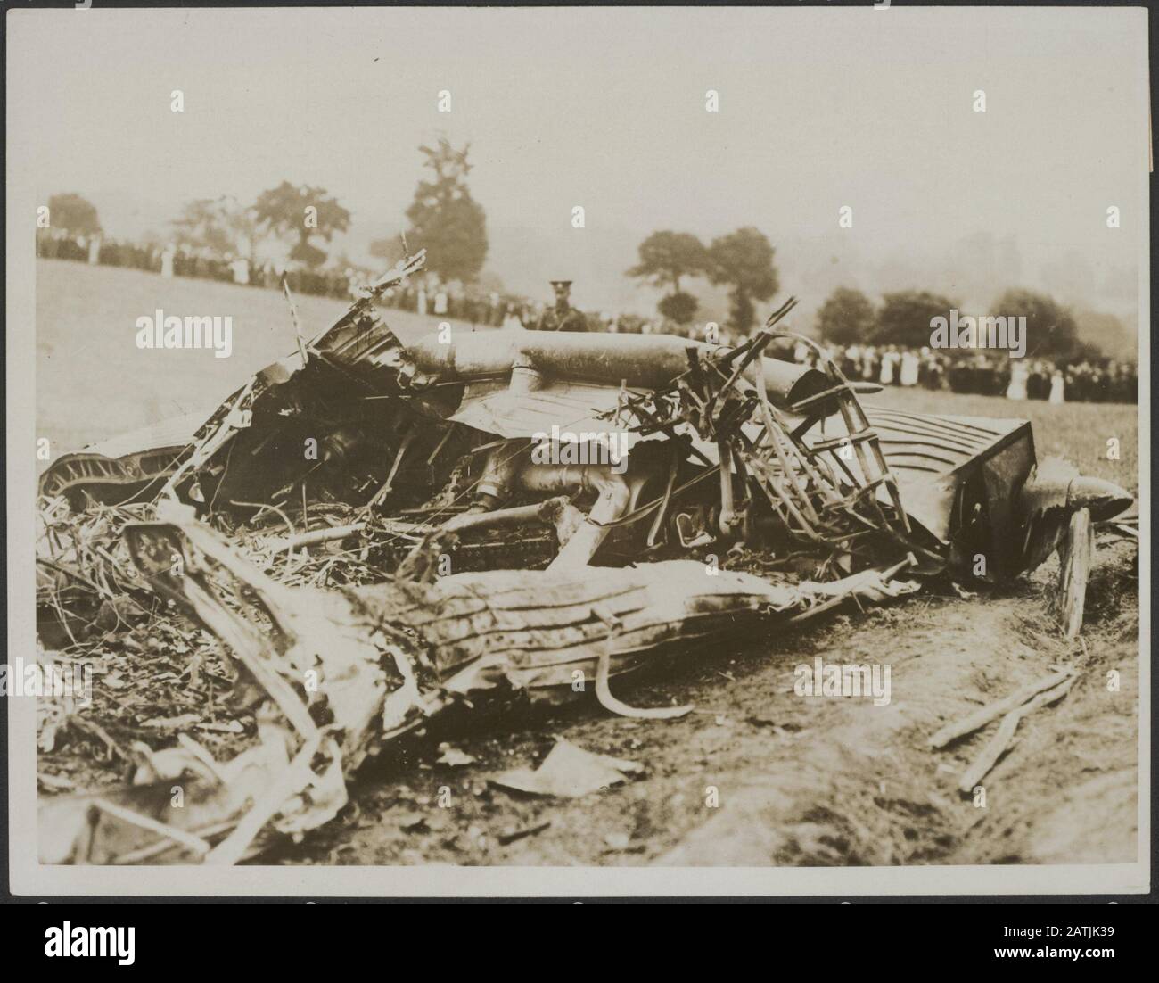 Zeppelin attack hi-res stock photography and images - Alamy
