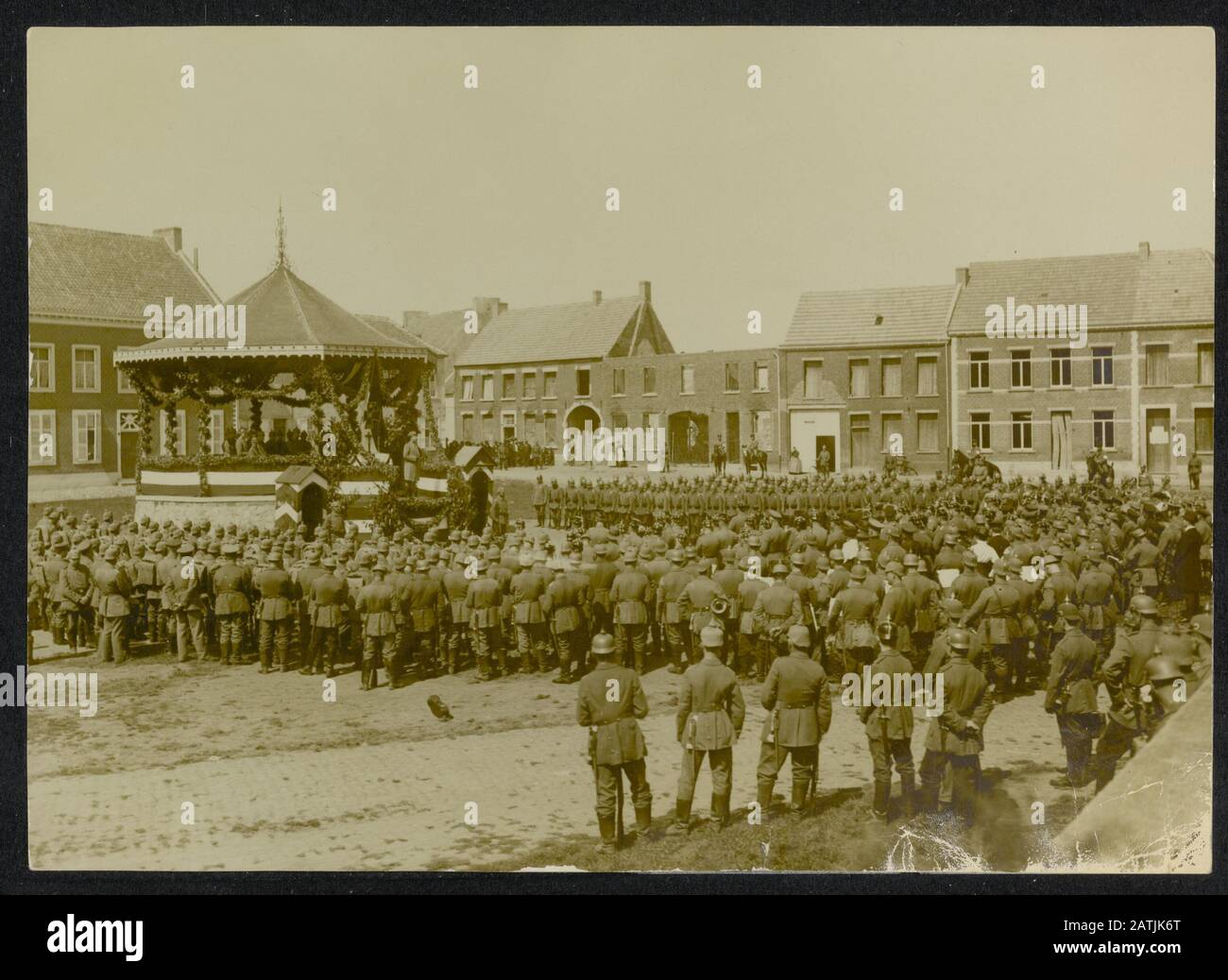 Bandstand service hi-res stock photography and images - Alamy