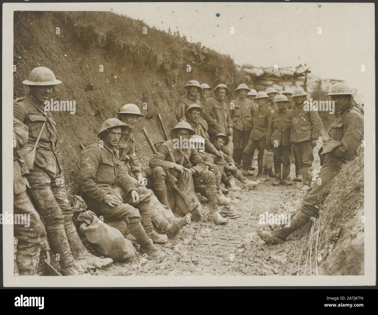 Description: Scene in a British trench before advance Annotation: Scene ...