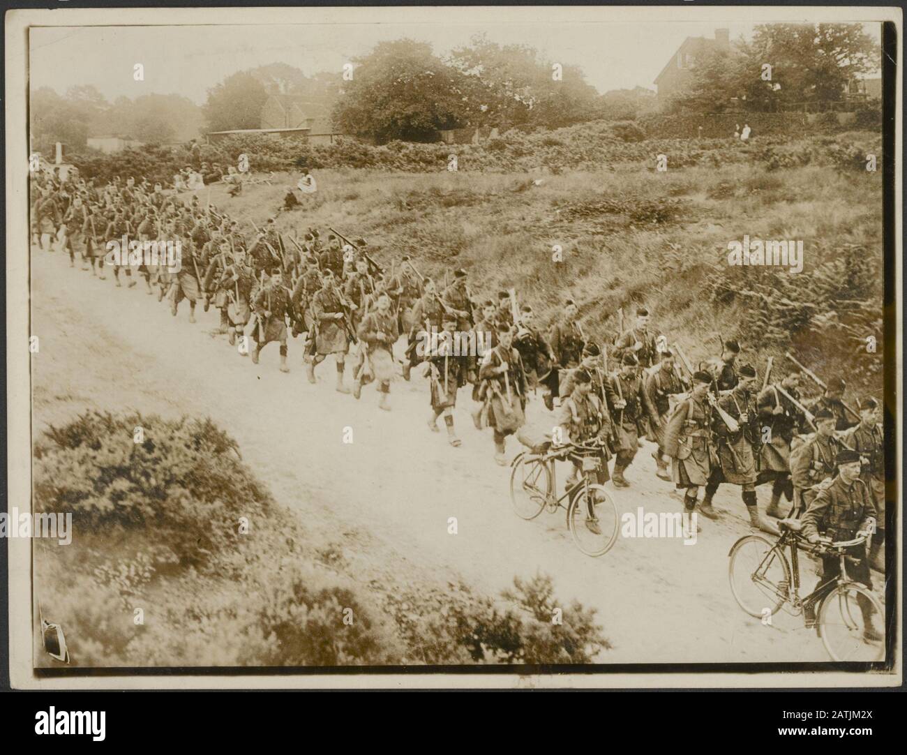 Description: Scotch troops going to the front Annotation: Scottish ...