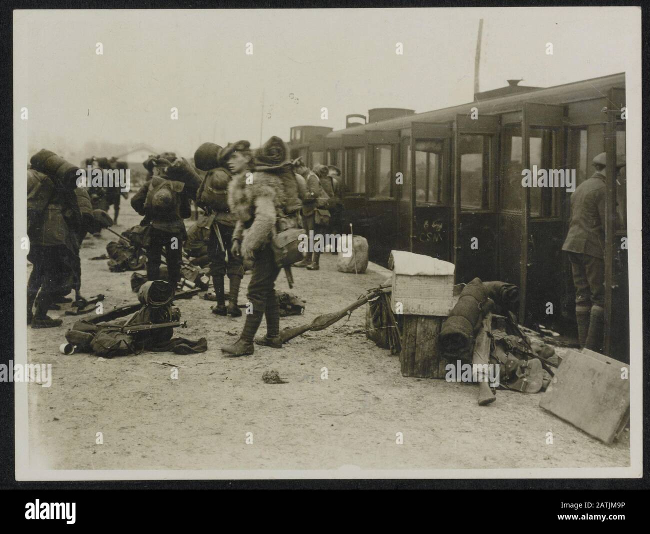 British official photographs from Italy Description: Scotch troops ...