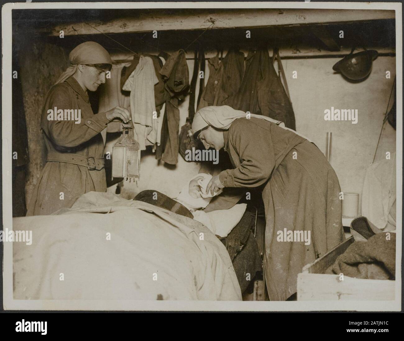 British soldier wwi western front hi-res stock photography and images ...
