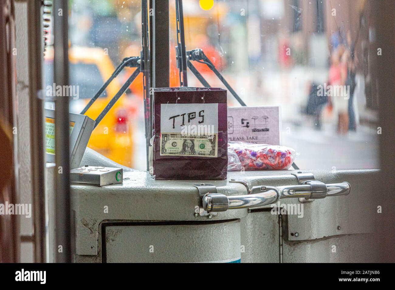 Tips box hi-res stock photography and images - Alamy