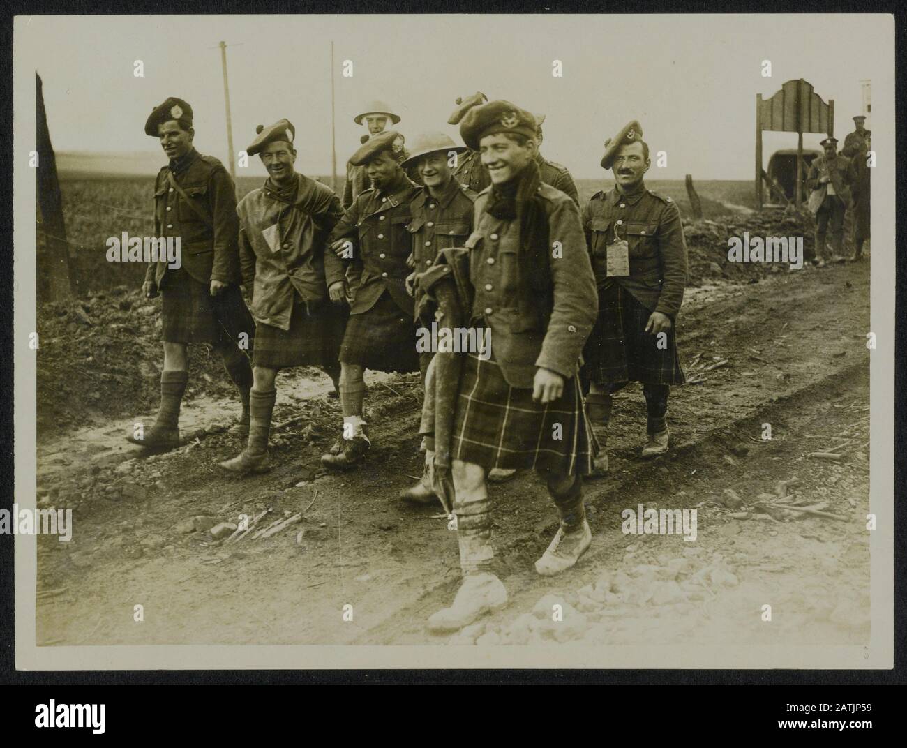 German soldiers wwi walking hi-res stock photography and images - Alamy