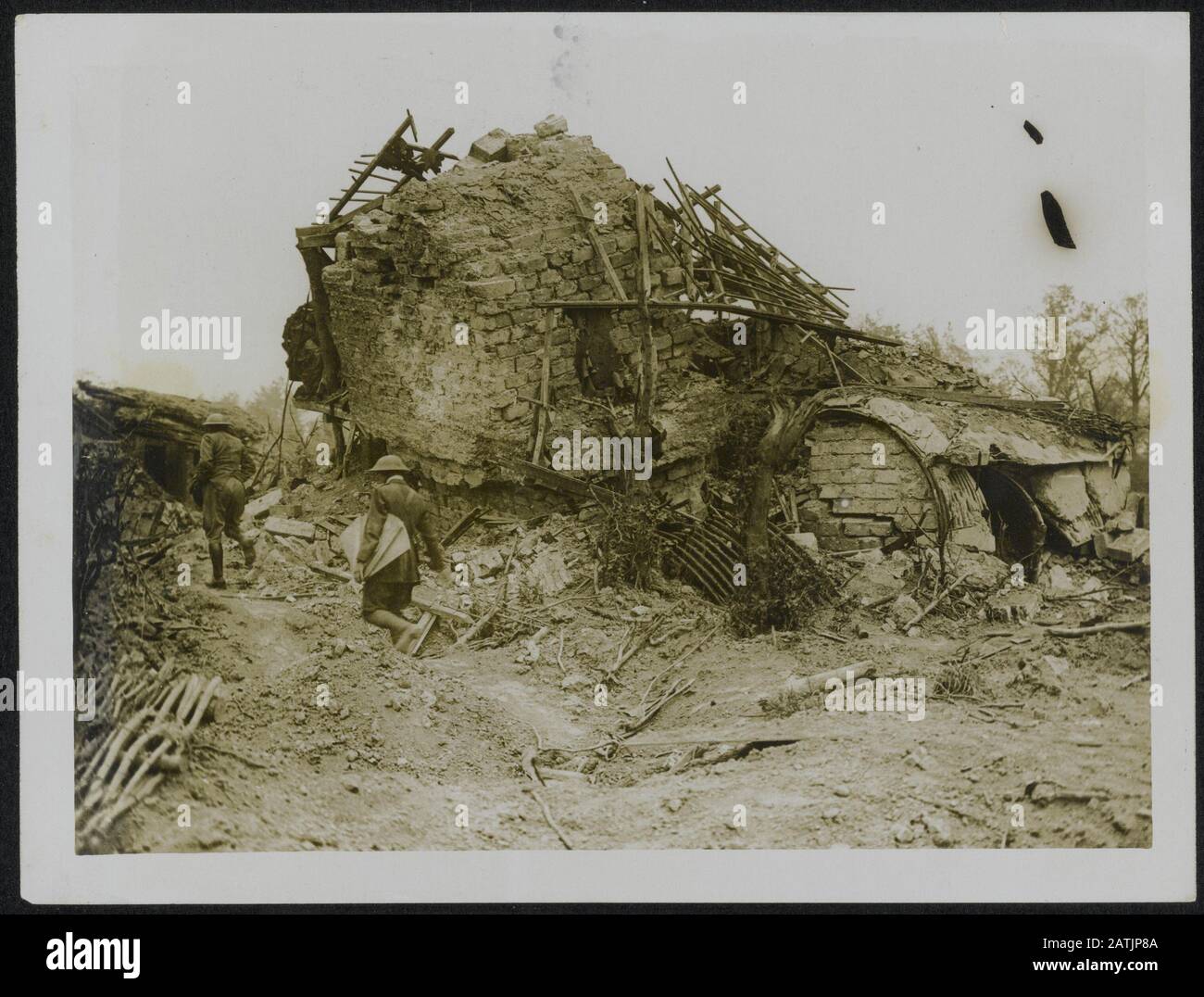 The great battle of Messines Ridge Description: A smashed Boche O. P ...