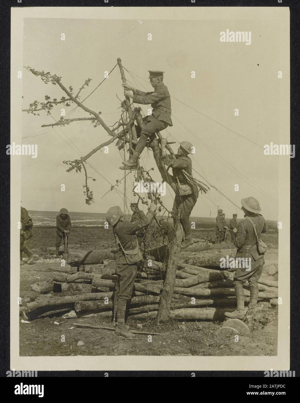 Firing lines hi-res stock photography and images - Alamy