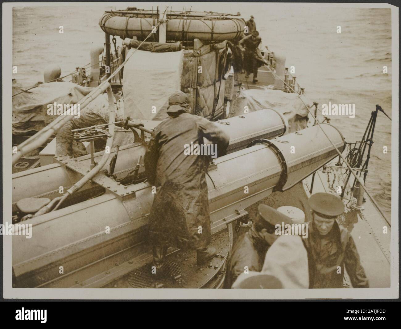 Torpedo tubes hi-res stock photography and images - Alamy