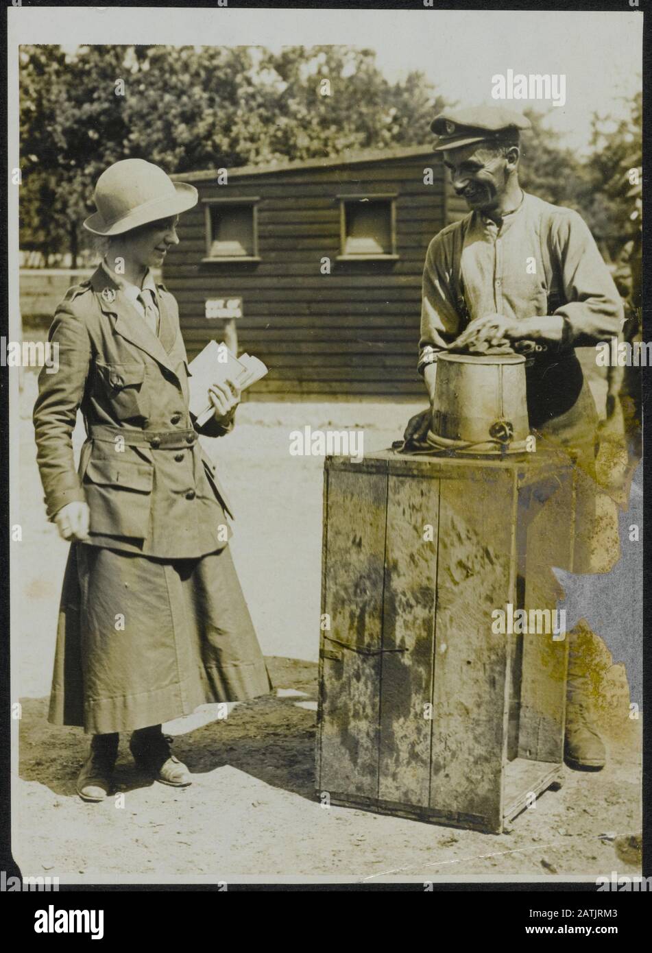 The British Western Front Description: Work of the WAAC [Women's Army ...