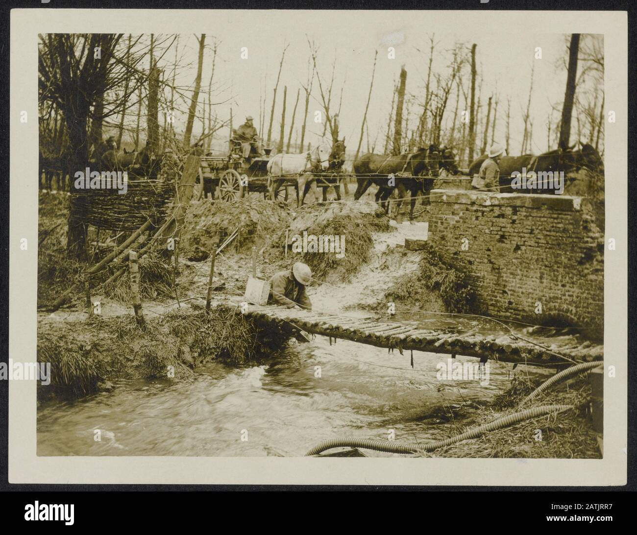 The British Western Front Description: A water refilling point ...