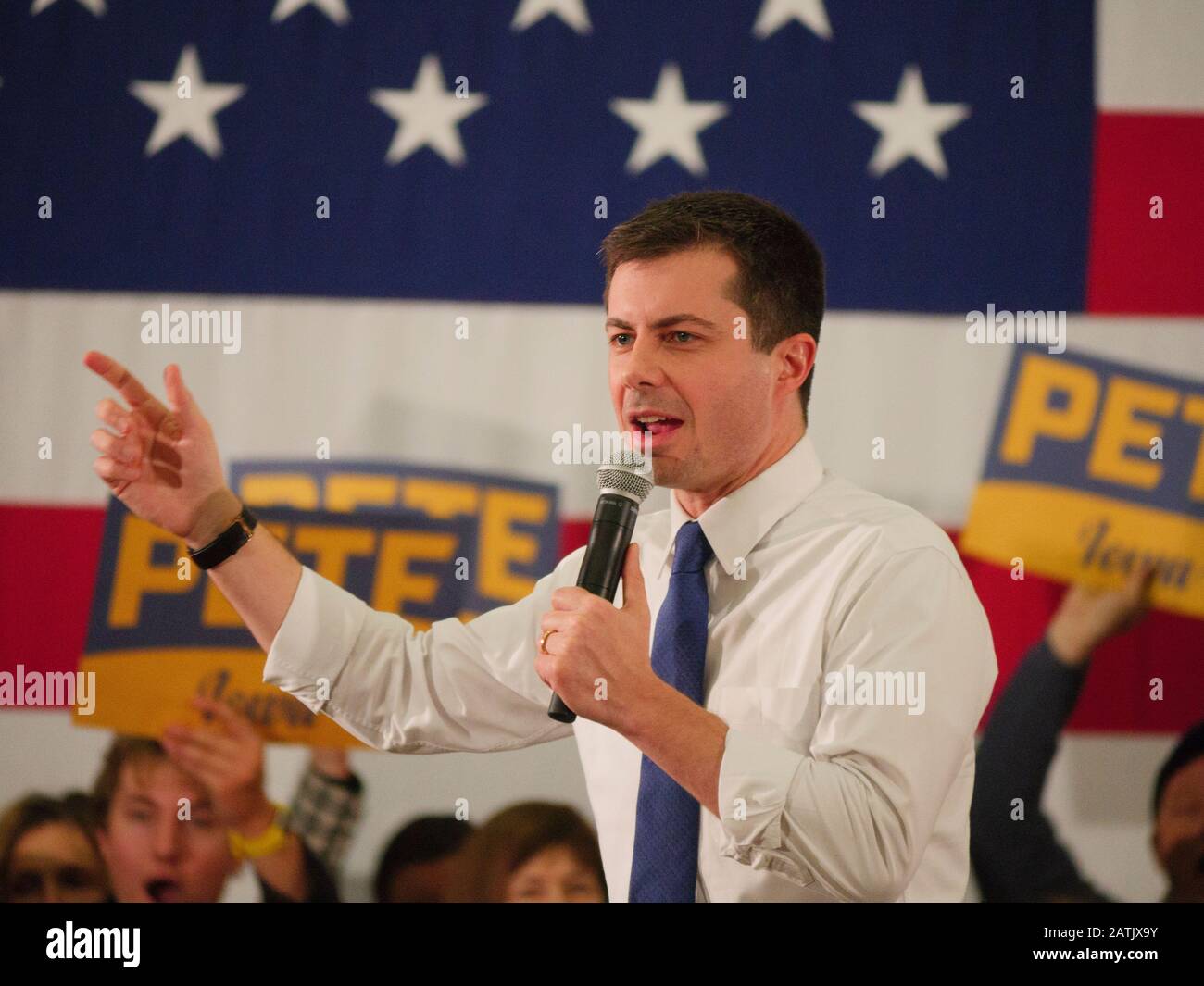 Des Moines, United States. 02nd Feb, 2020. Democratic Presidential ...