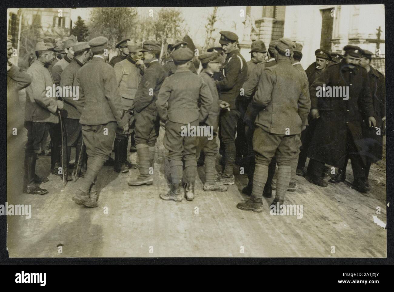 Description: British, French and Italian troops were friends at once ...