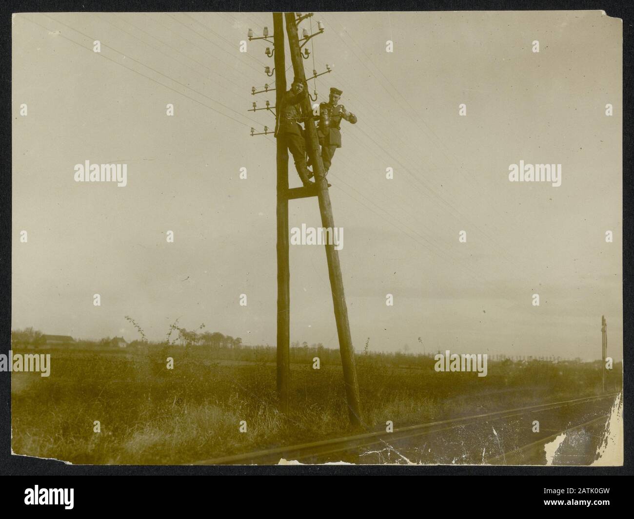 Telegraph lines railroads hi-res stock photography and images - Alamy