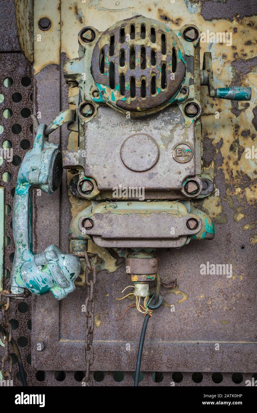 Vintage explosion hi-res stock photography and images - Alamy
