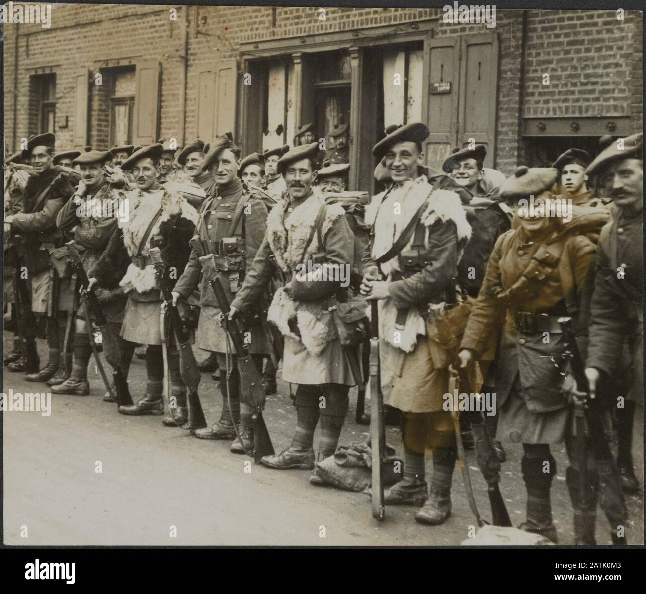 The British Western Front Description: A cheerful gang Scottish ...