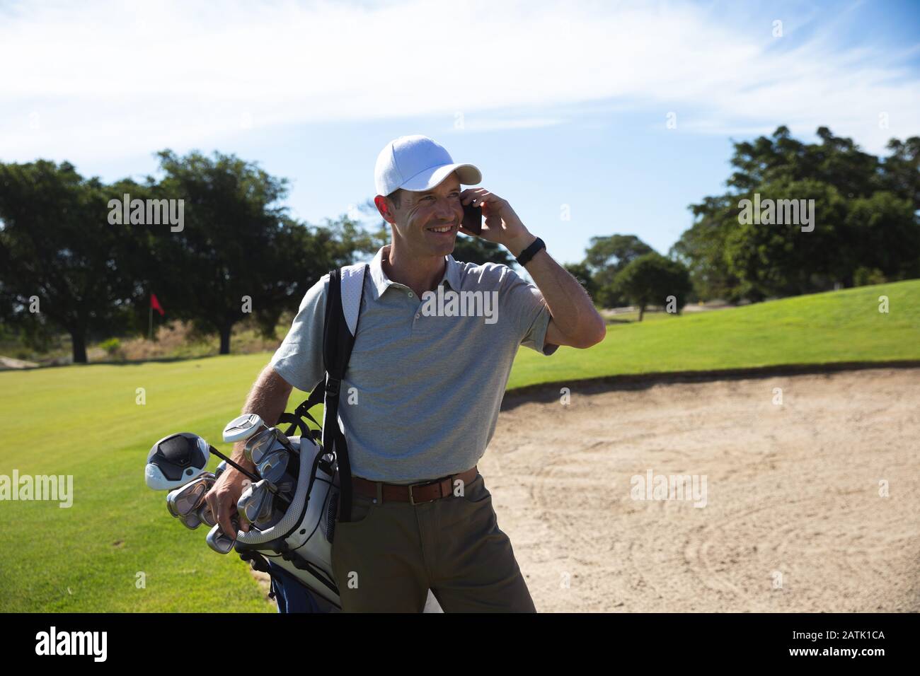 Mobile golf hi-res stock photography and images - Alamy