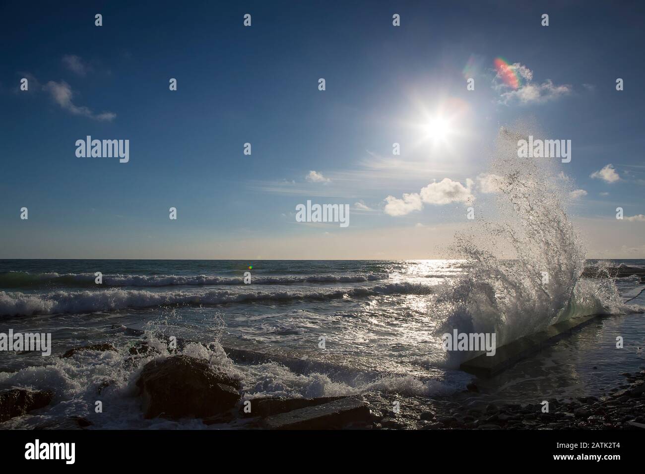Wave rolls hi-res stock photography and images - Alamy