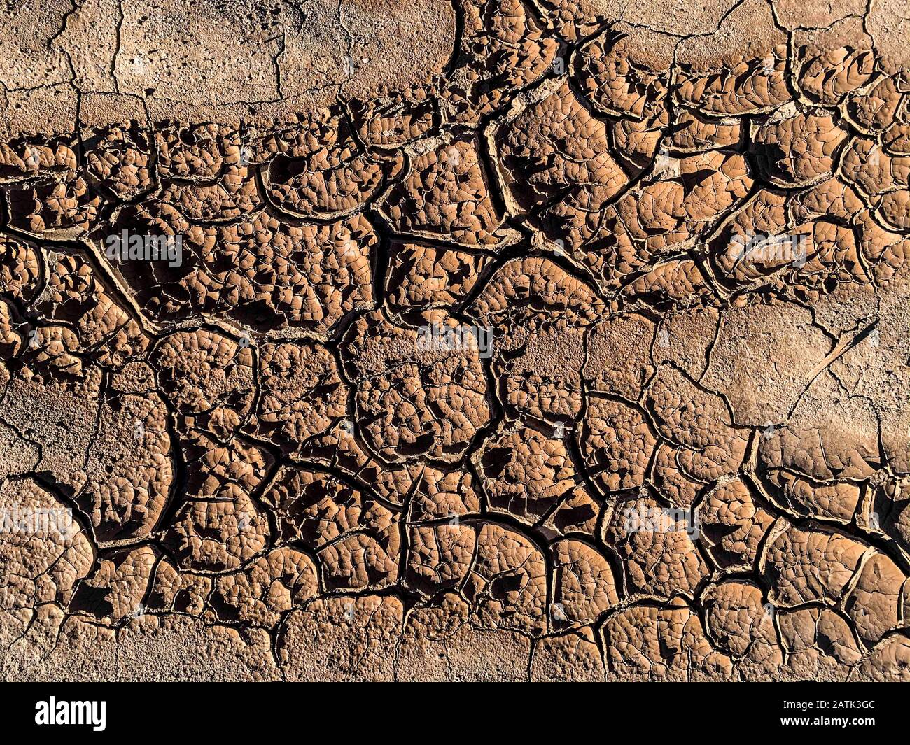 Suelo cuarteado hi-res stock photography and images - Alamy