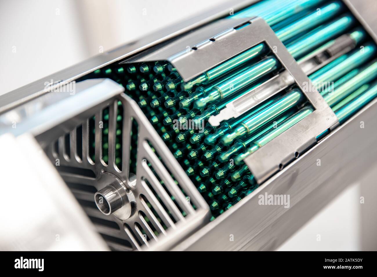 Nuclear reactor pwr hi-res stock photography and images - Alamy