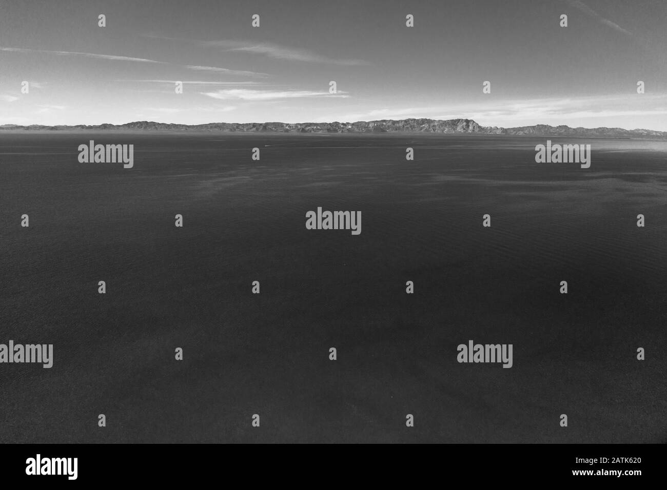 shark island, isla del tiburon, . Vista aerea de Kino o bahía de Kino ...