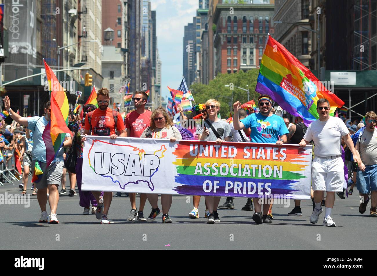 World rainbow gathering hi-res stock photography and images - Alamy