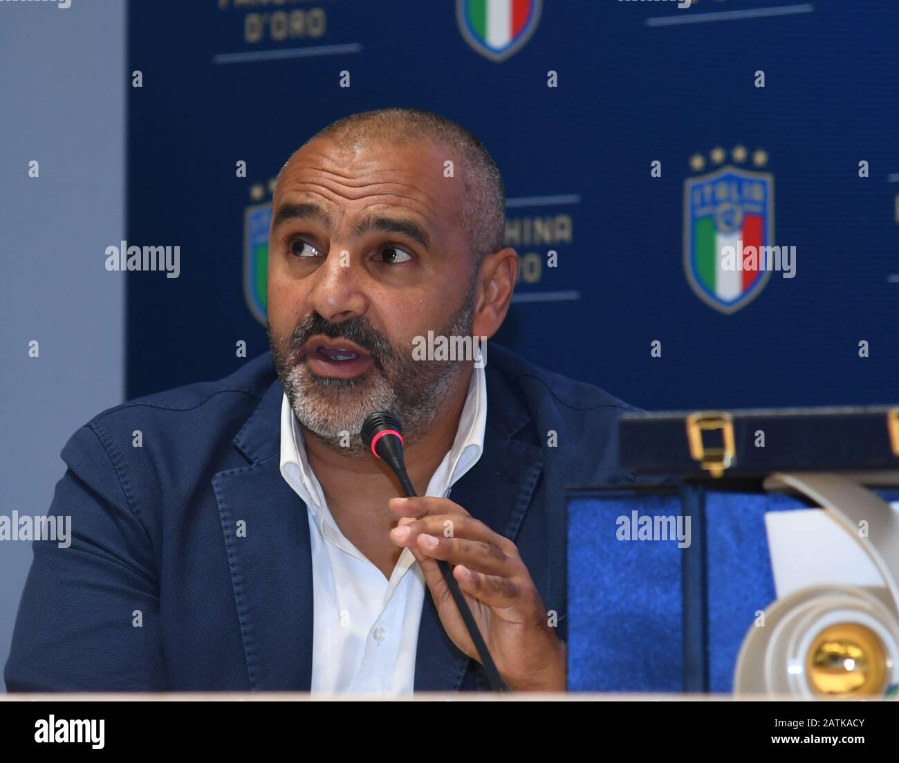 Firenze, Italy, 03 Feb 2020, fabio liverani (coach lecce) during 28a ...