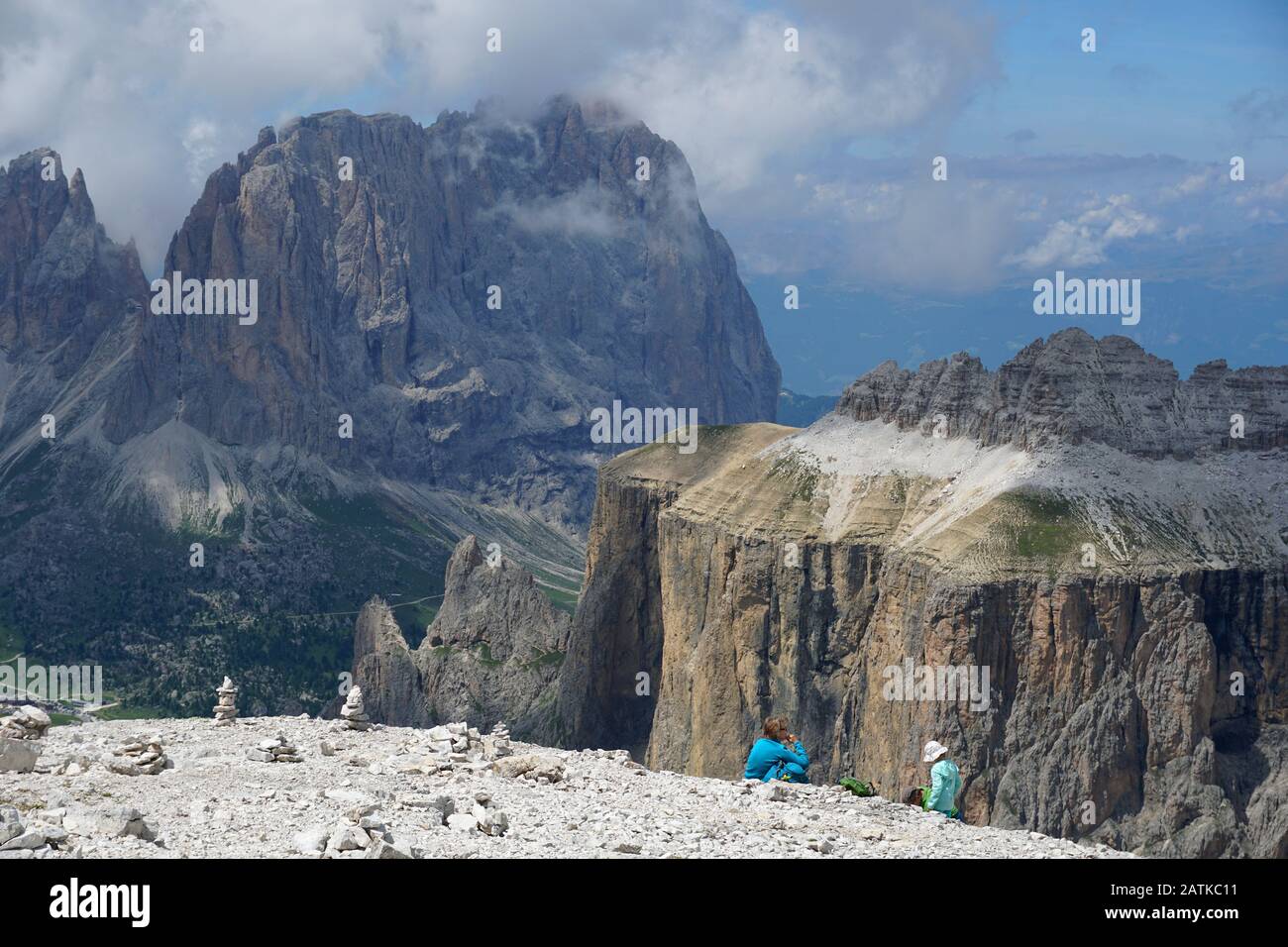 Passo pordoi hi-res stock photography and images - Alamy