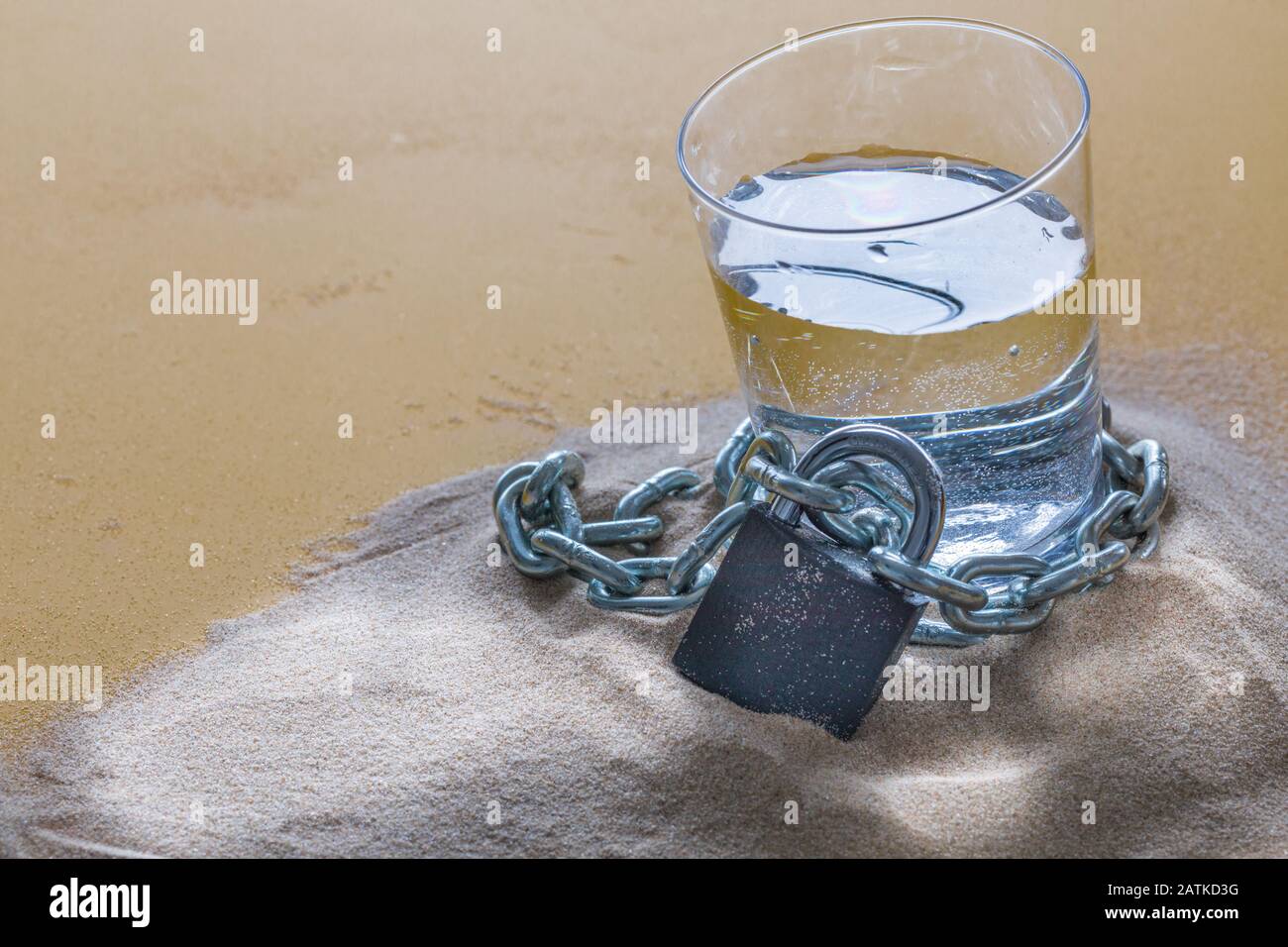Drinkable water on earth hi-res stock photography and images - Alamy