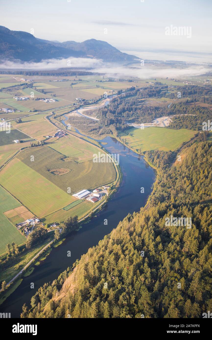 Slough aerial hi-res stock photography and images - Alamy