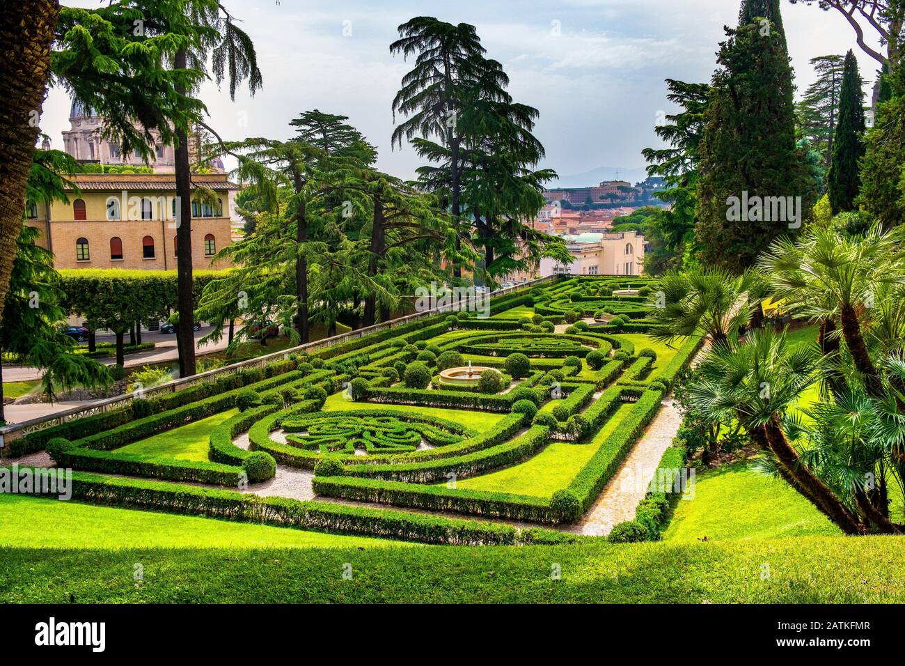 Vatican gardens hi-res stock photography and images - Alamy