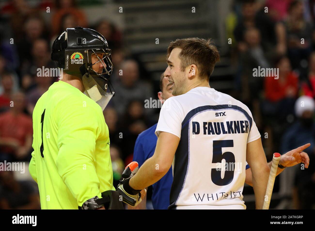 Having words hi-res stock photography and images - Alamy