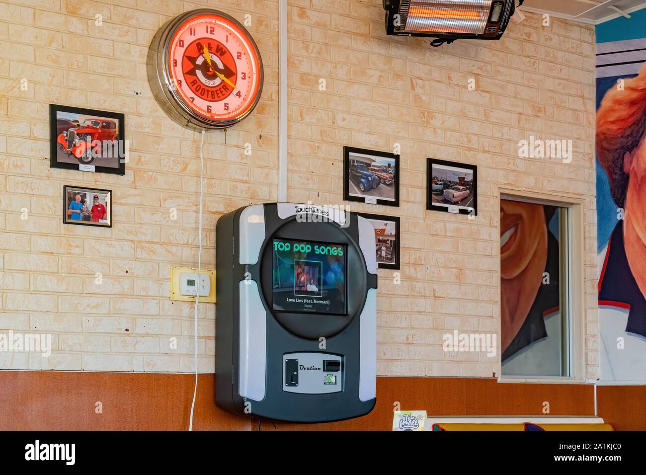 Fast food chain store hi-res stock photography and images - Alamy