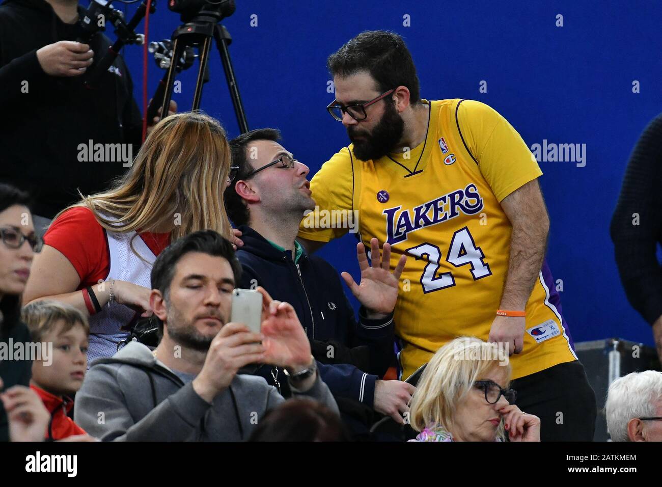 Kobe bryant in italy hi-res stock photography and images - Alamy
