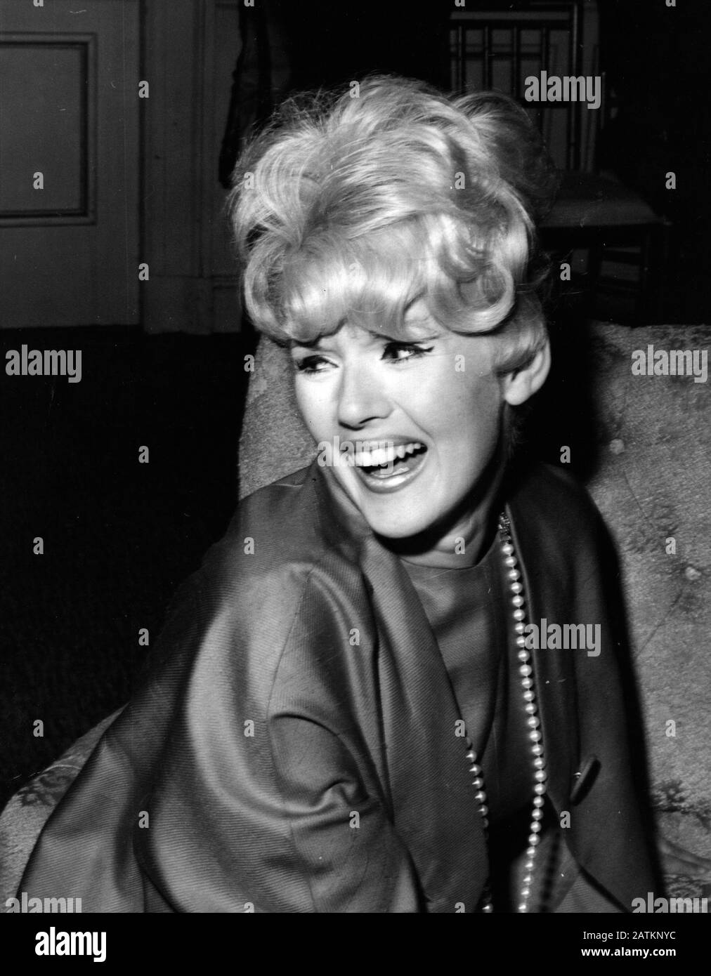 Connie Stevens (September 11th, 1963) Cinema Legacy Collection File ...